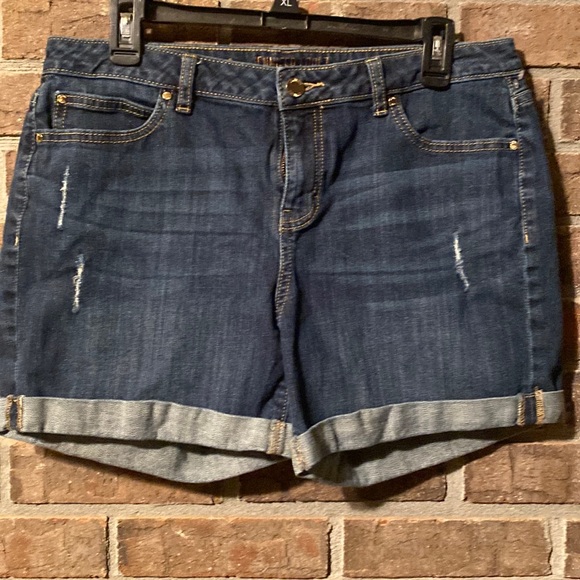 Jennifer Lopez | Shorts | Nwot Denim Shorts By Jennifer Lopez Size ...
